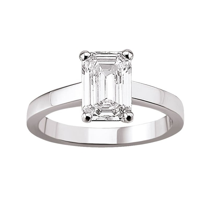 Bague diamant Classique taille EMERAUDE